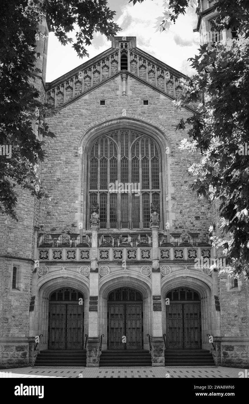 Elder hall hi-res stock photography and images - Alamy