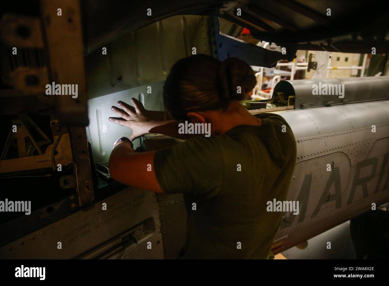 Combat repairs hi-res stock photography and images - Alamy