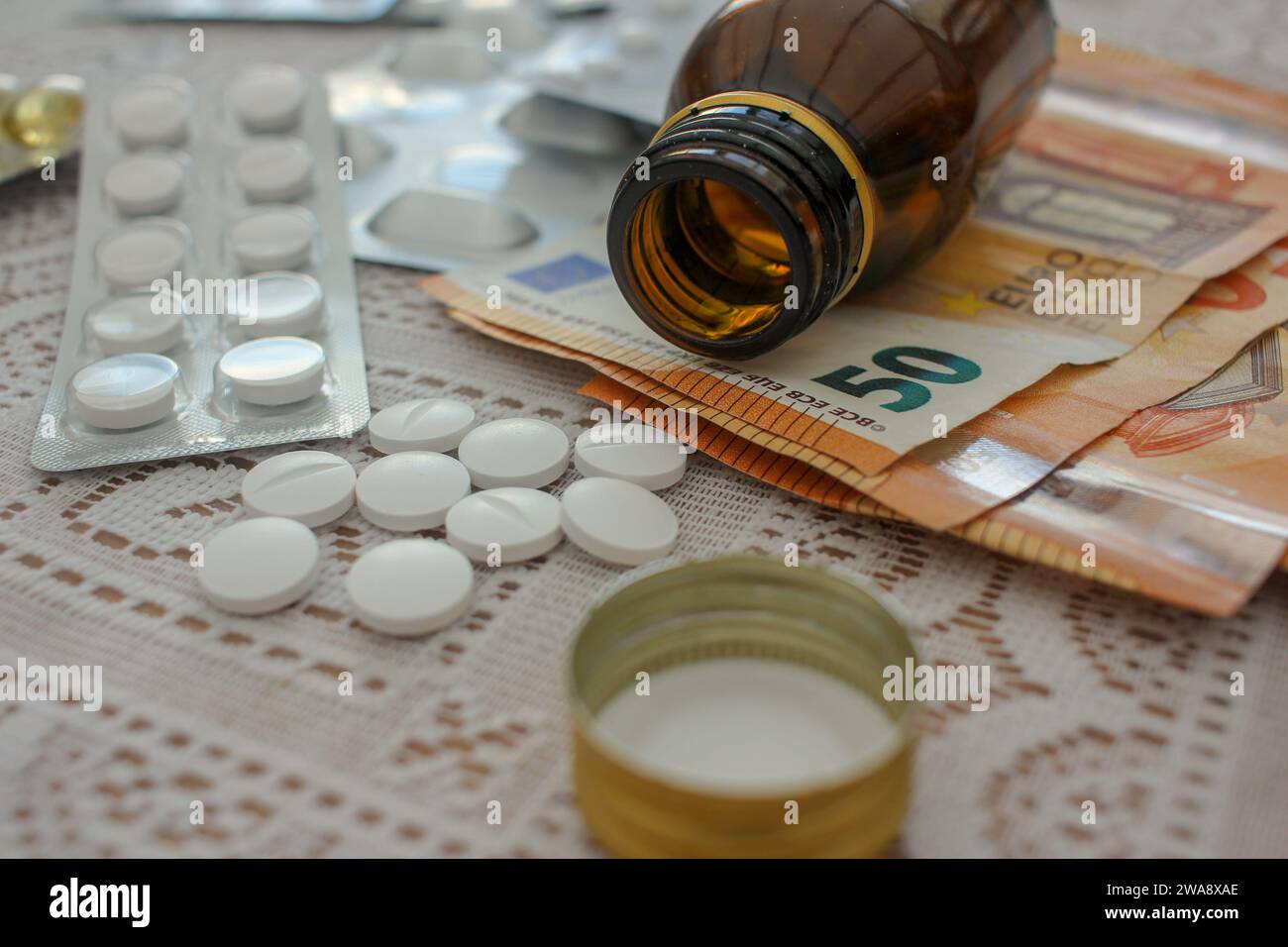 Pill display hi-res stock photography and images - Alamy