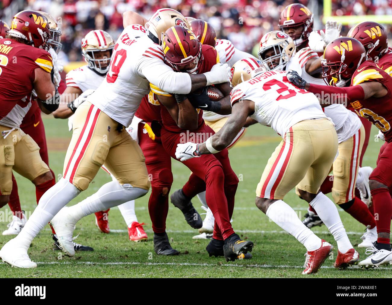 Washington Commanders running back Brian Robinson Jr. (8) with the ...