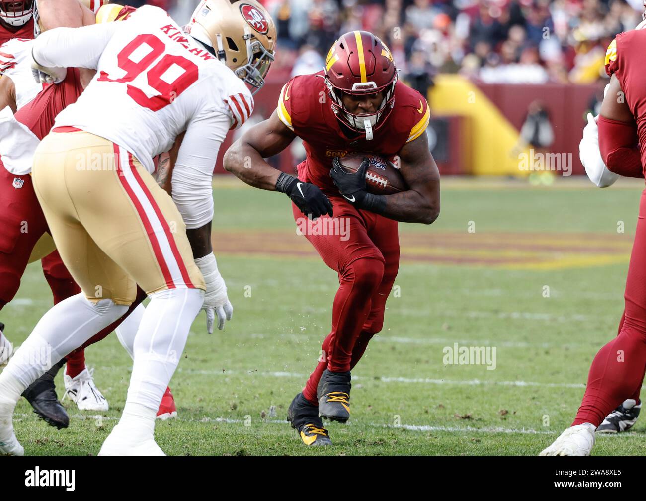 Washington Commanders running back Brian Robinson Jr. (8) with the ...