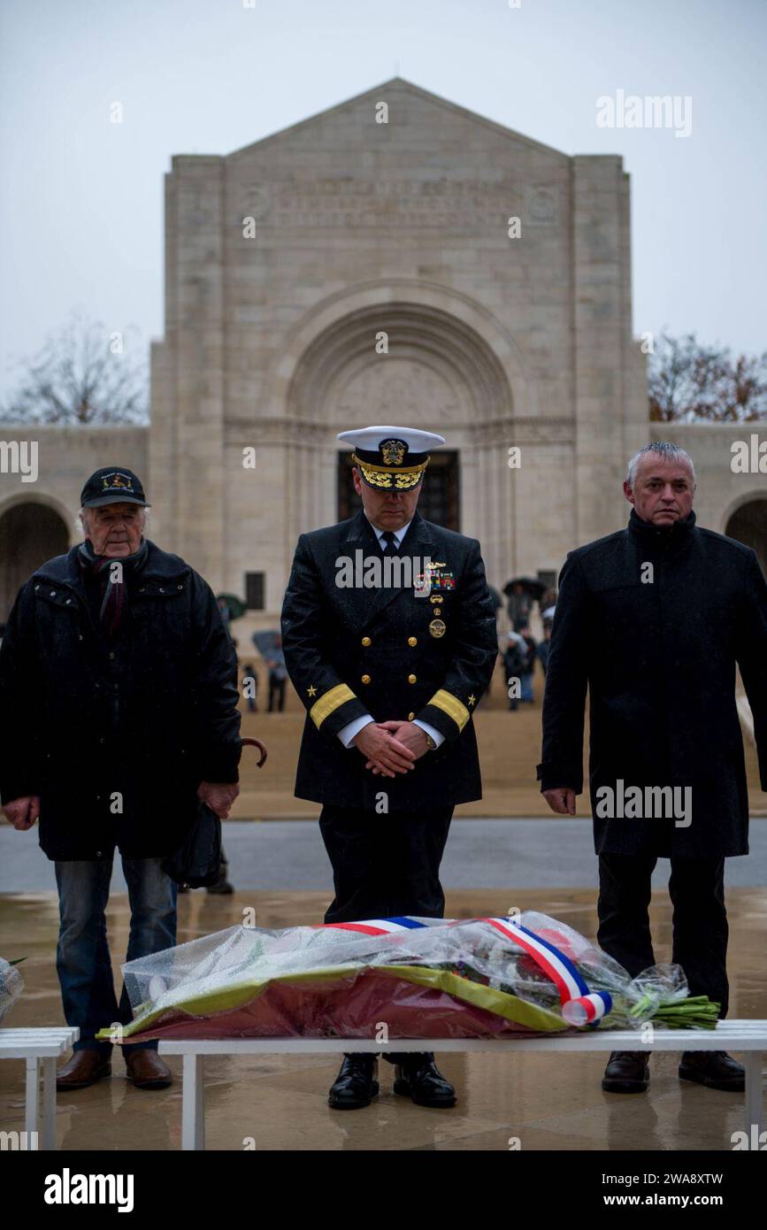 American military operations center hi-res stock photography and images ...