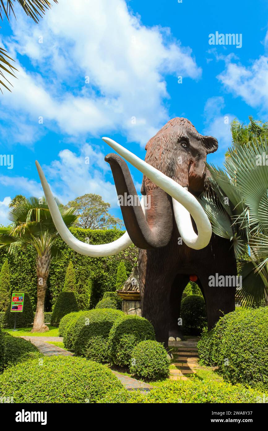 CHONBURI ,THAILAND - APRIL 15,2022 : Mammoth sculpture at The best of ...