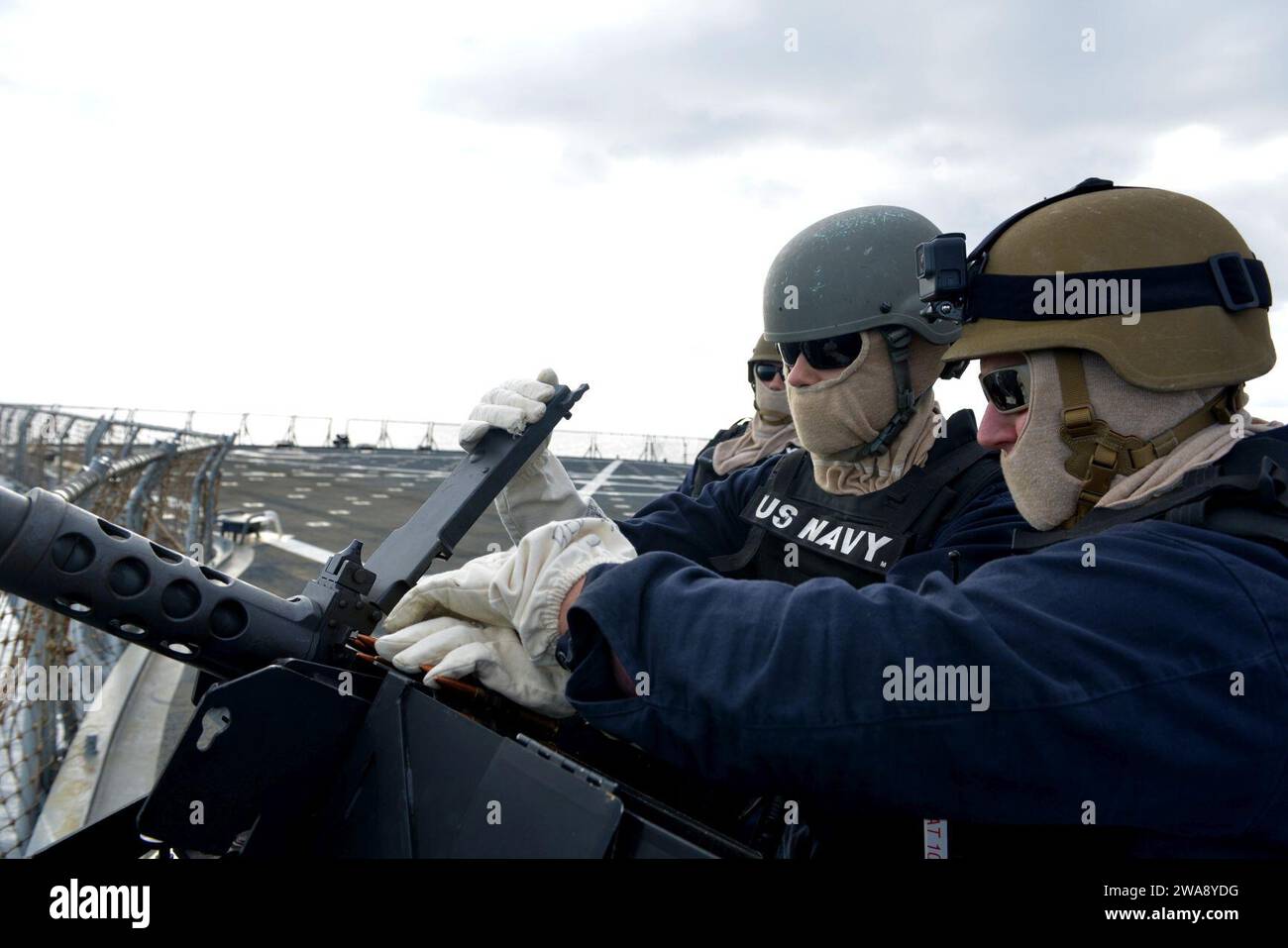 50 caliber deck gun hi-res stock photography and images - Alamy