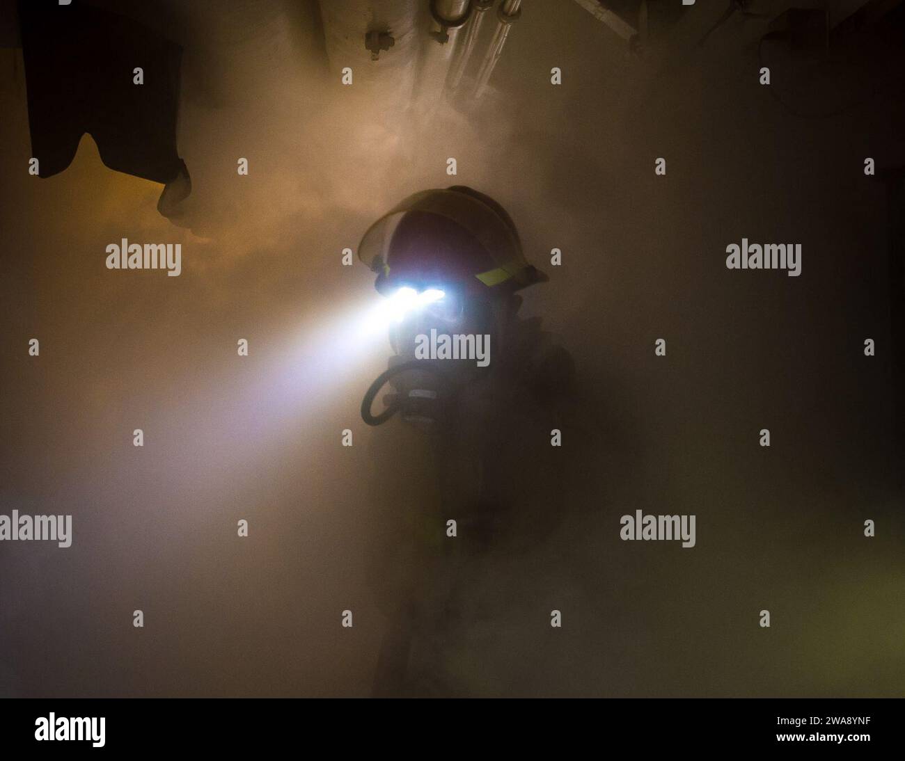 Electricians mate nuclear hi-res stock photography and images - Alamy