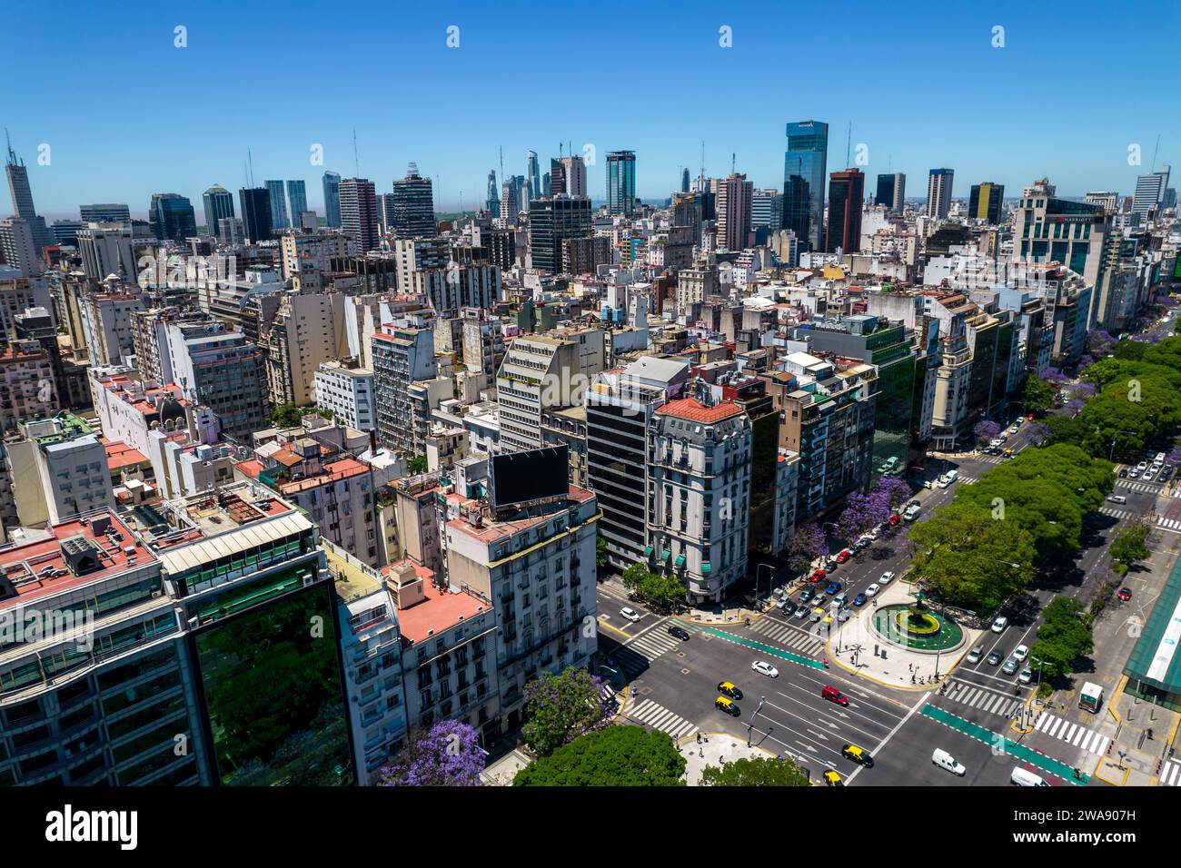 Beautiful aerial footage of the 9 of July avenue, the Republic plaza ...