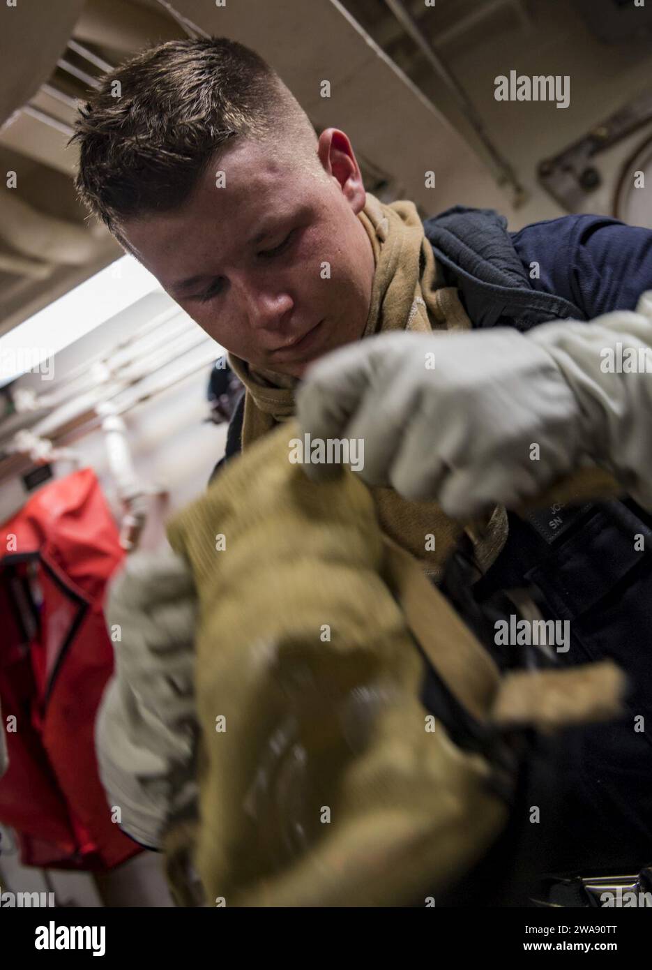 Firefighting mask hi-res stock photography and images - Alamy