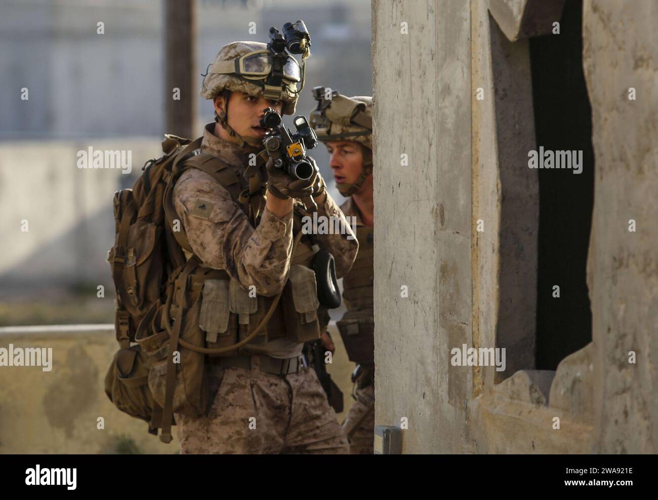 Us marine at computer hi-res stock photography and images - Alamy