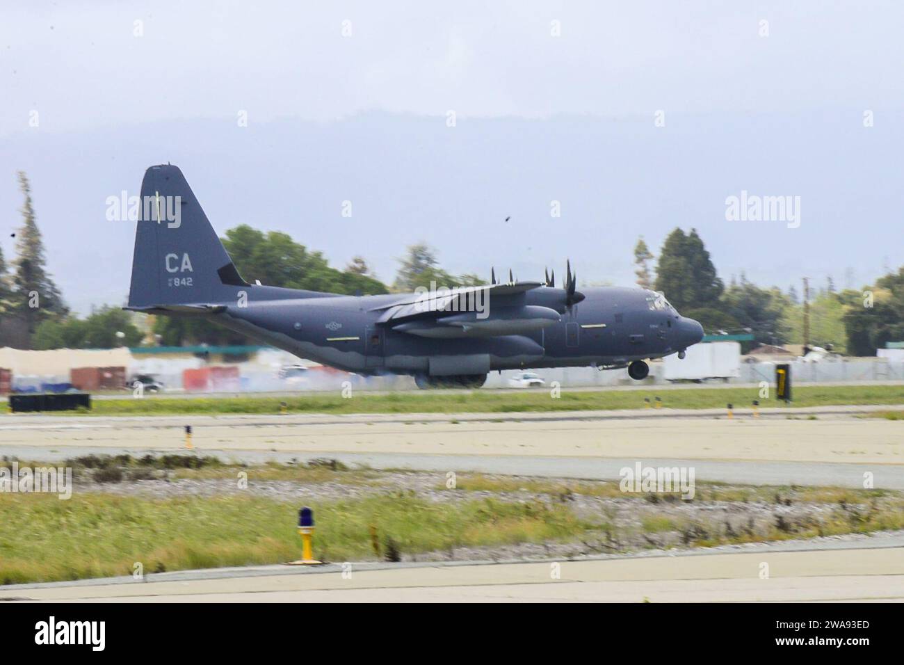 129th rescue wing hi-res stock photography and images - Alamy