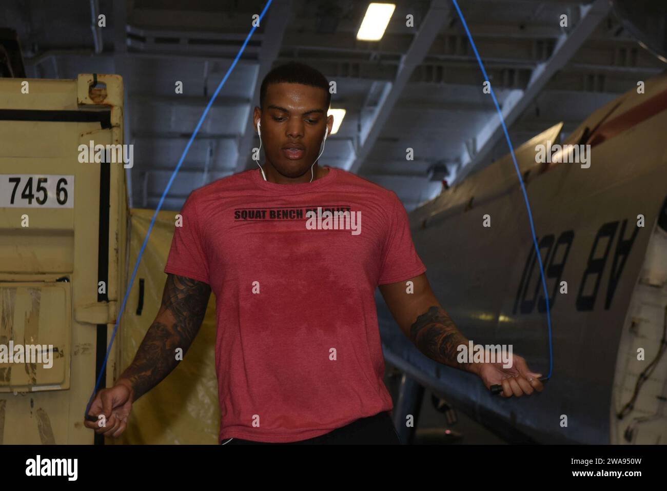 US military forces. 180430ZH683-1034 MEDITERRANEAN SEA (Apr. 30, 2018 ...