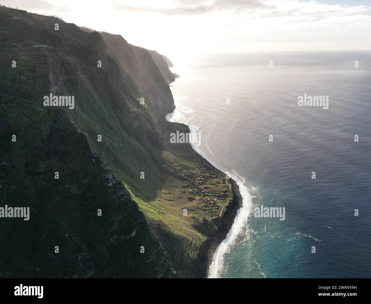 Ocean meets land Stock Photo - Alamy