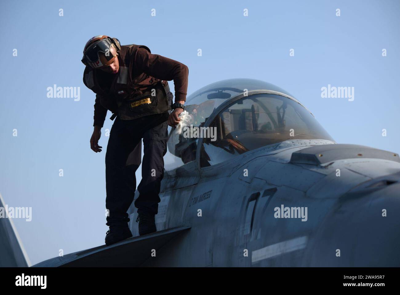 US military forces. 180507NQ487-0001 MEDITERRANEAN SEA (May 7, 2018 ...
