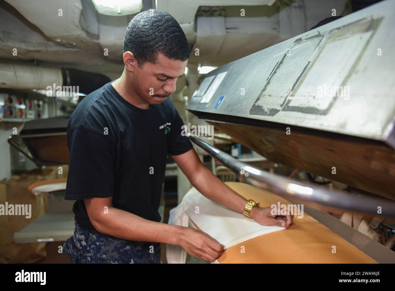 US military forces. 180514DZ642-0074 MEDITERRANEAN SEA (May 14, 2018 ...