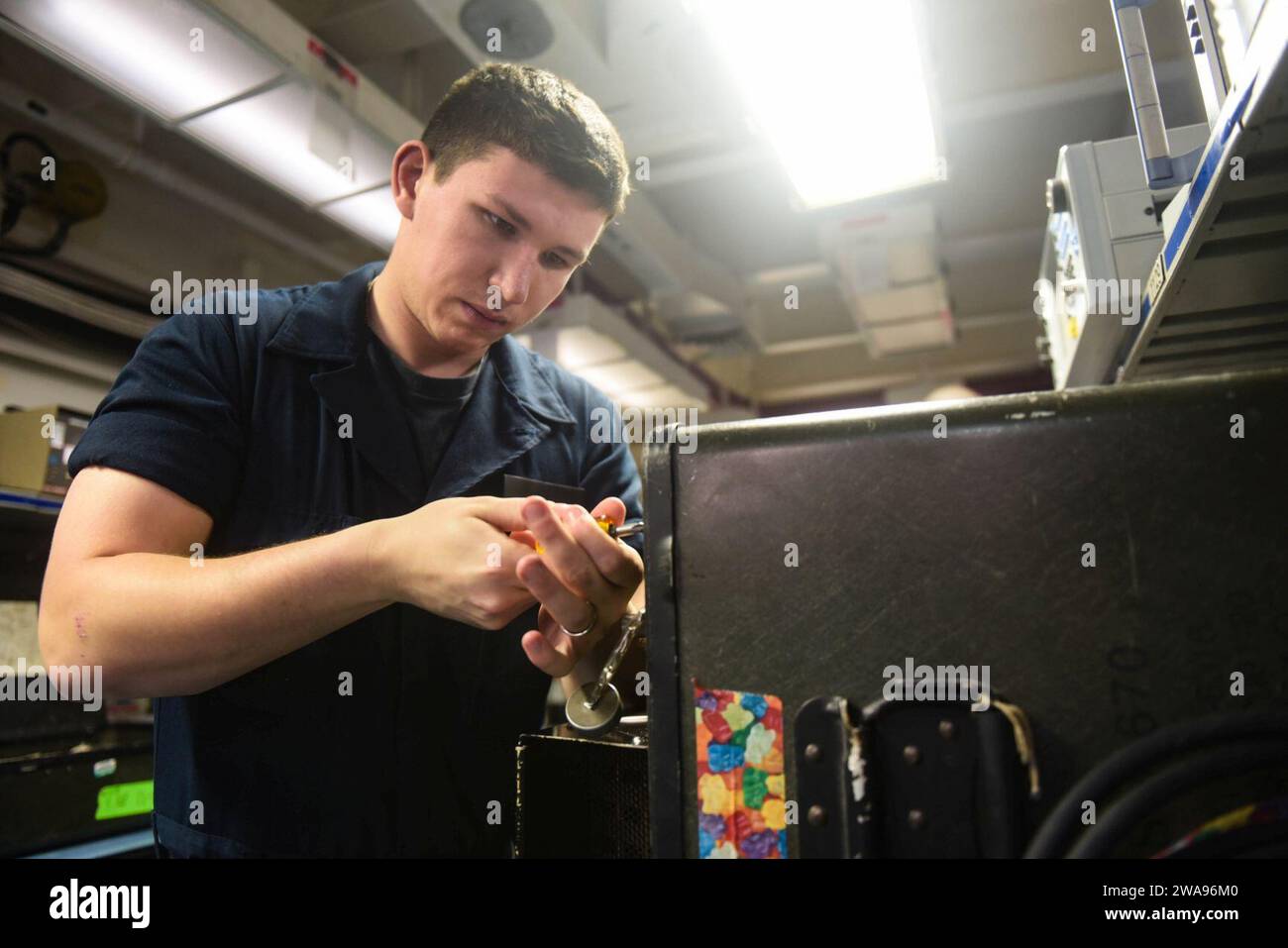 Calibration lab hi-res stock photography and images - Alamy