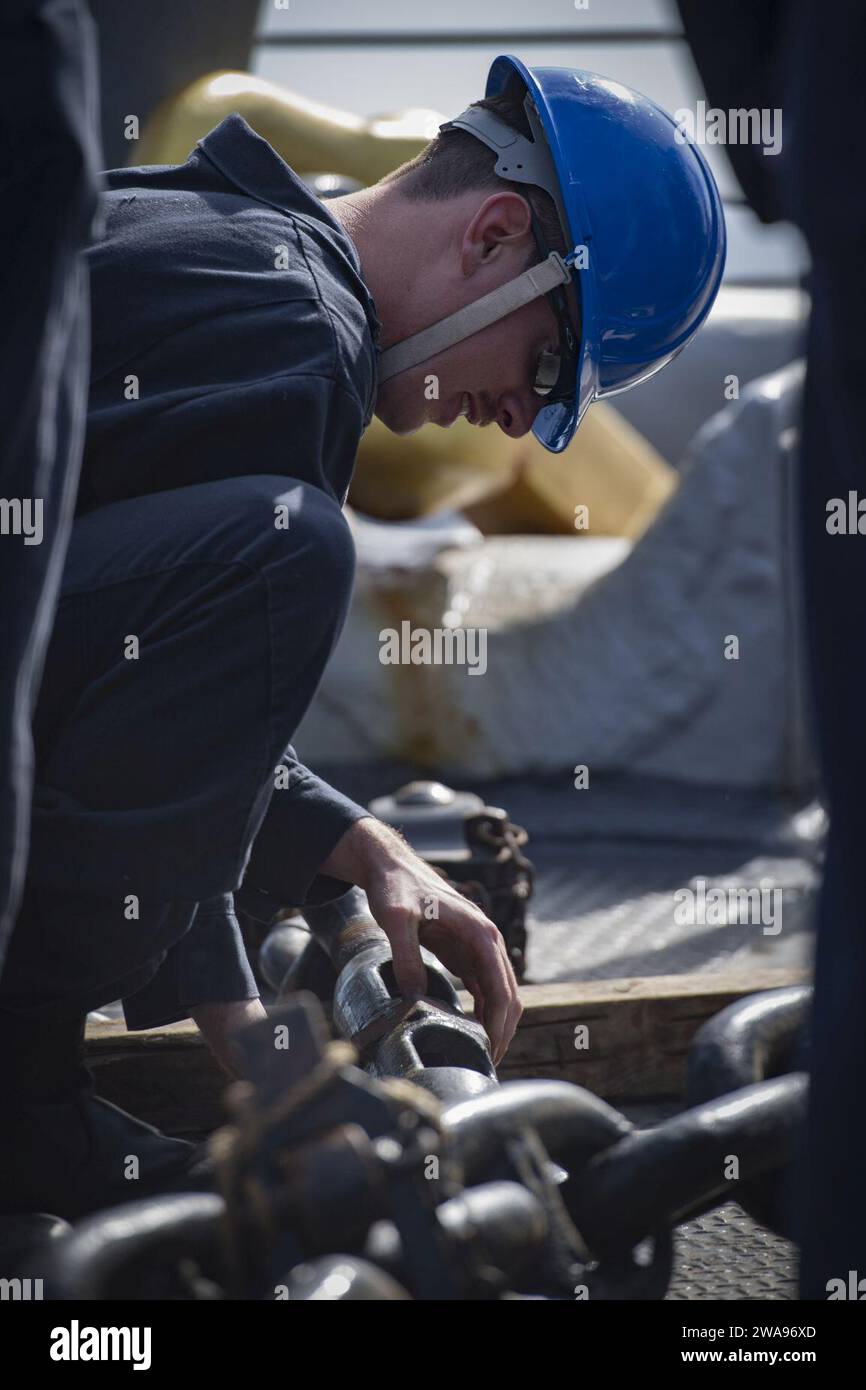 Military anchoring hi-res stock photography and images - Alamy