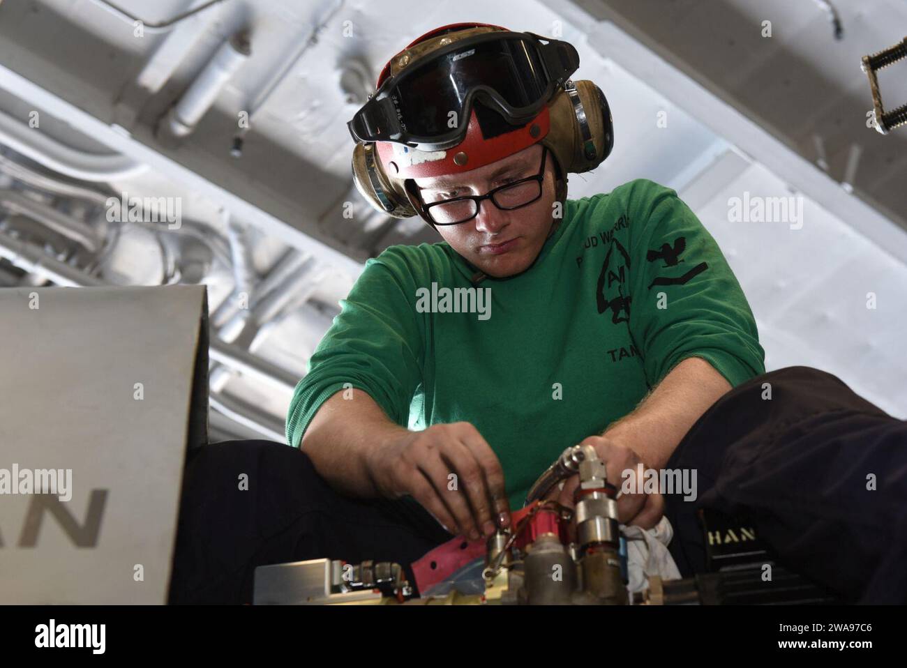 US military forces. 180518DZ642-0035 MEDITERRANEAN SEA (May 18, 2018 ...
