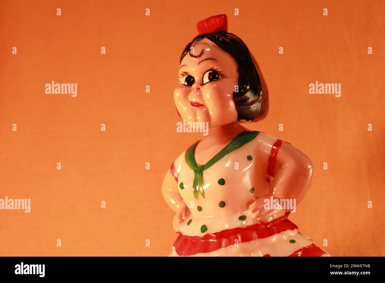 Fundo laranja hi-res stock photography and images - Alamy