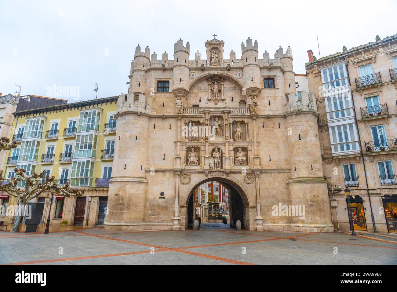 Beautiful Santa Maria Arch before reaching the Cathedral of Burgos ...