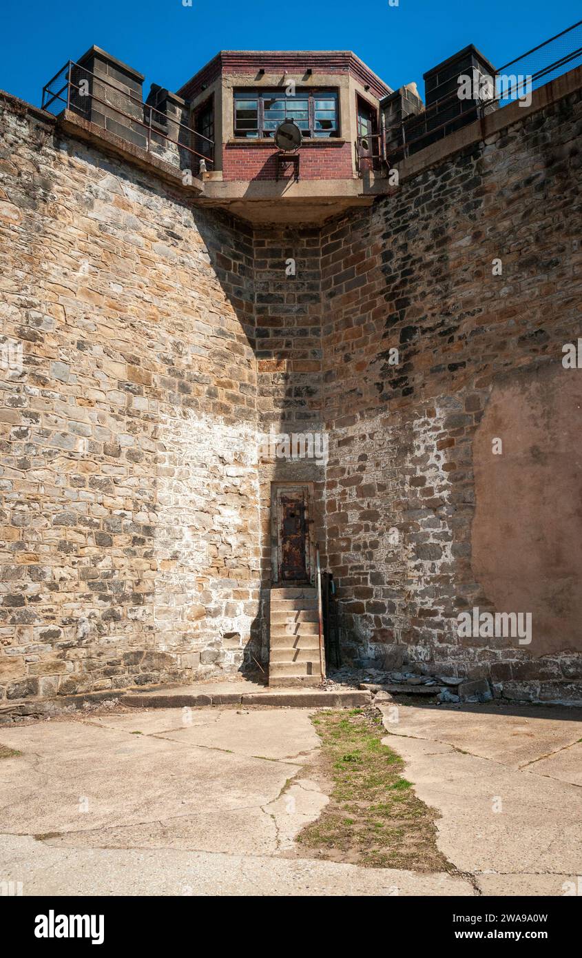 The Exterior of Eastern State Penitentiary, Prison in Philadelphia ...