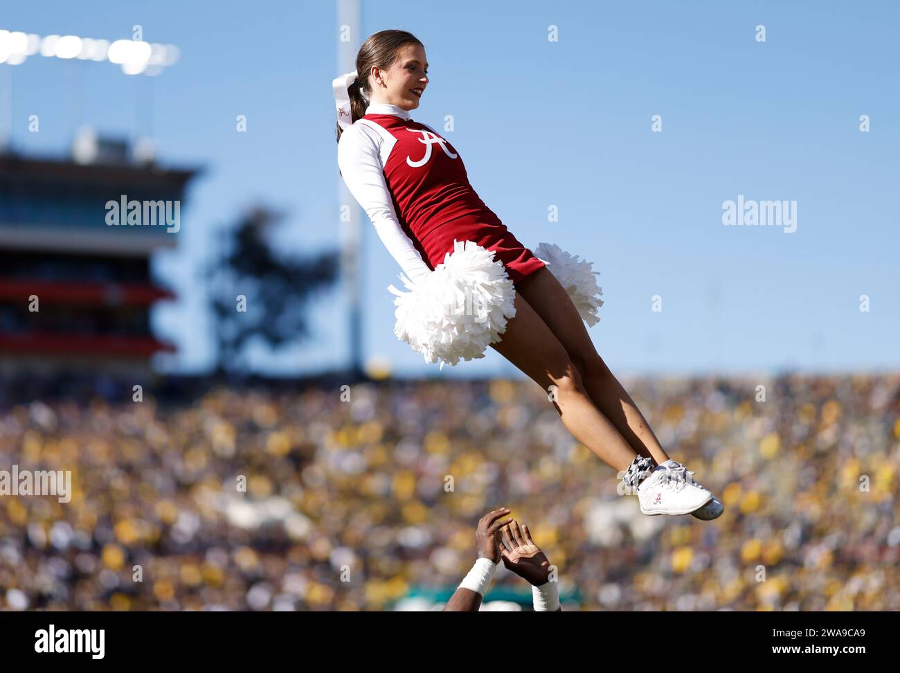 Pasadena, California, USA. 01st Jan, 2024. Alabama Crimson Tide cheerleader during the CFP ...