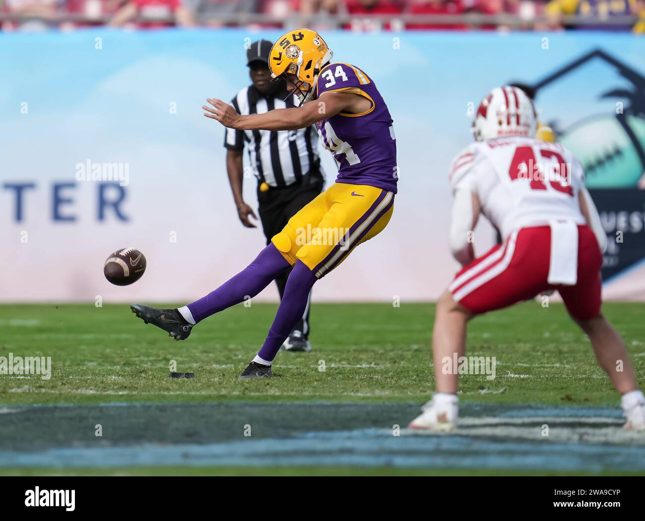 Tampa, United States. 01st Jan, 2024. LSU Tigers place kicker Damian ...