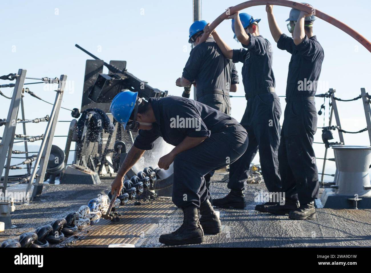 Anchor chain links hi-res stock photography and images - Alamy