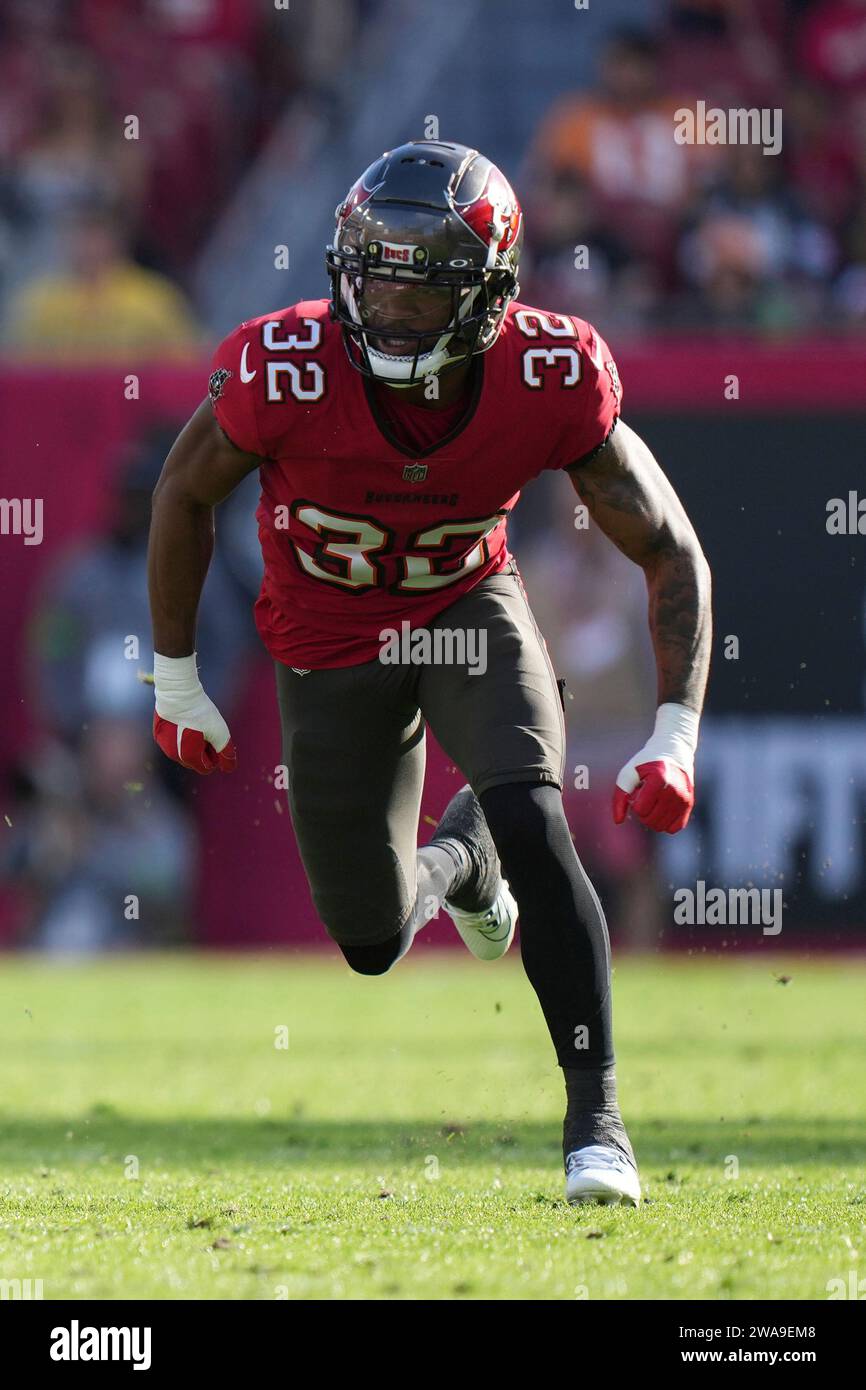 Tampa Bay Buccaneers safety Josh Hayes (32) covers a kick during an NFL ...