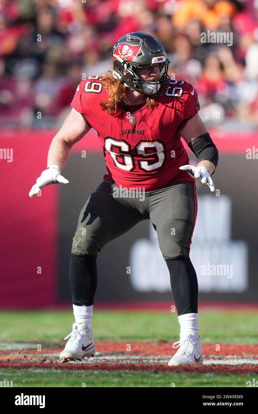 Tampa Bay Buccaneers guard Cody Mauch (69) protects the pocket during ...