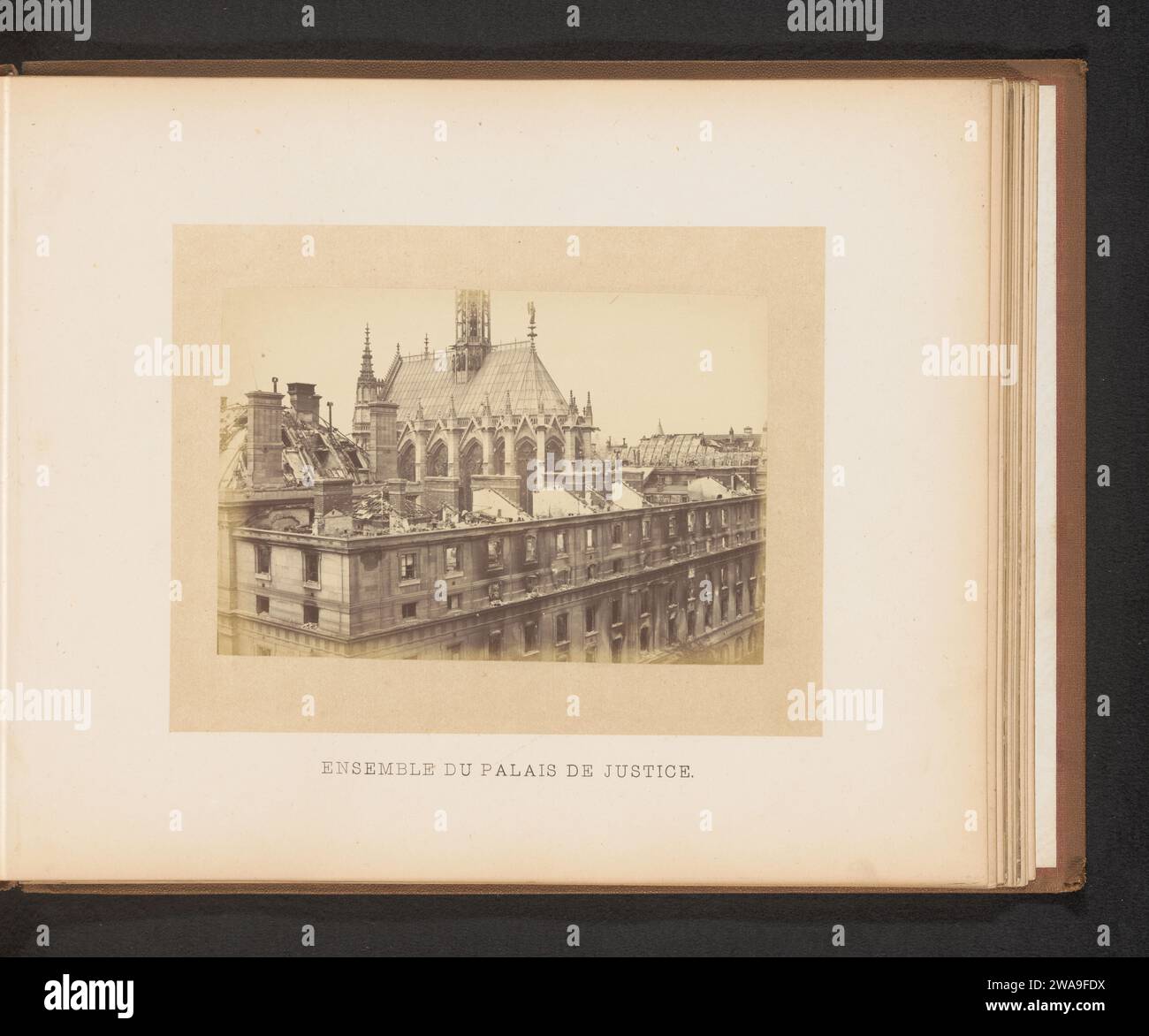 Destroyed palace hi-res stock photography and images - Alamy