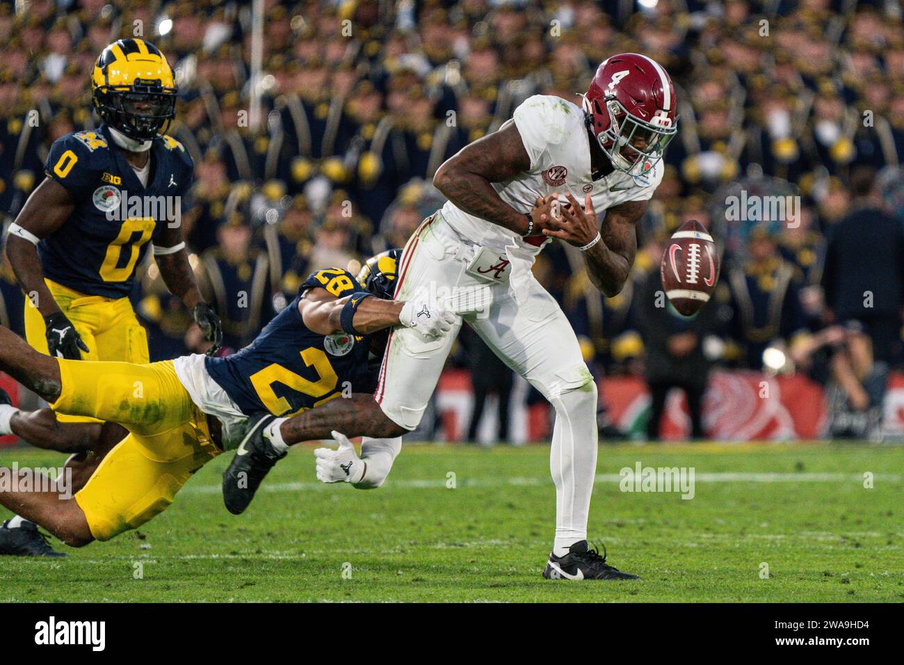 Pasadena, United States. 01st Jan, 2024. Michigan Wolverines defensive ...