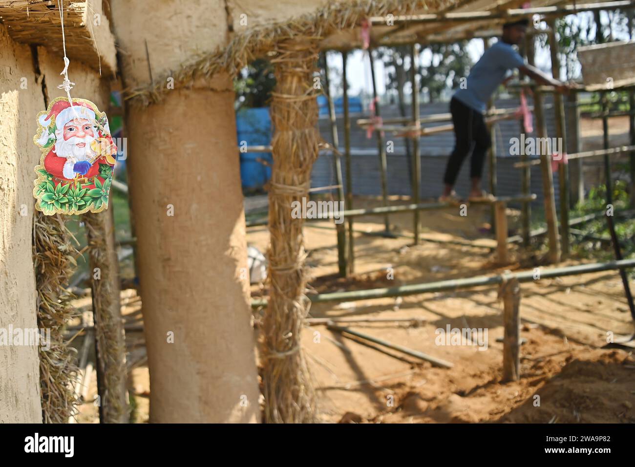 People decorate a church in preparation for Christmas Day at Mariam ...