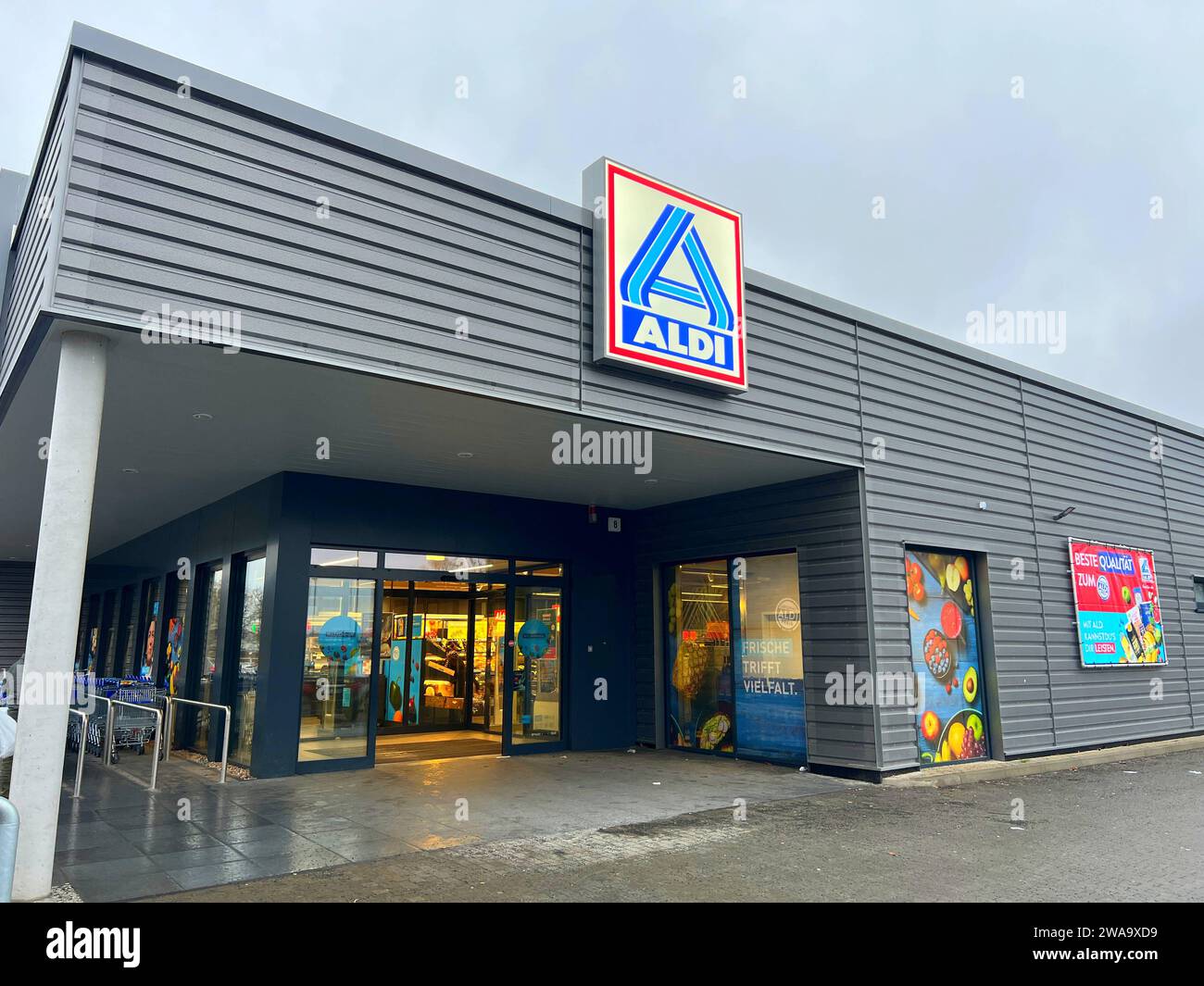 Aldi north hi-res stock photography and images - Alamy