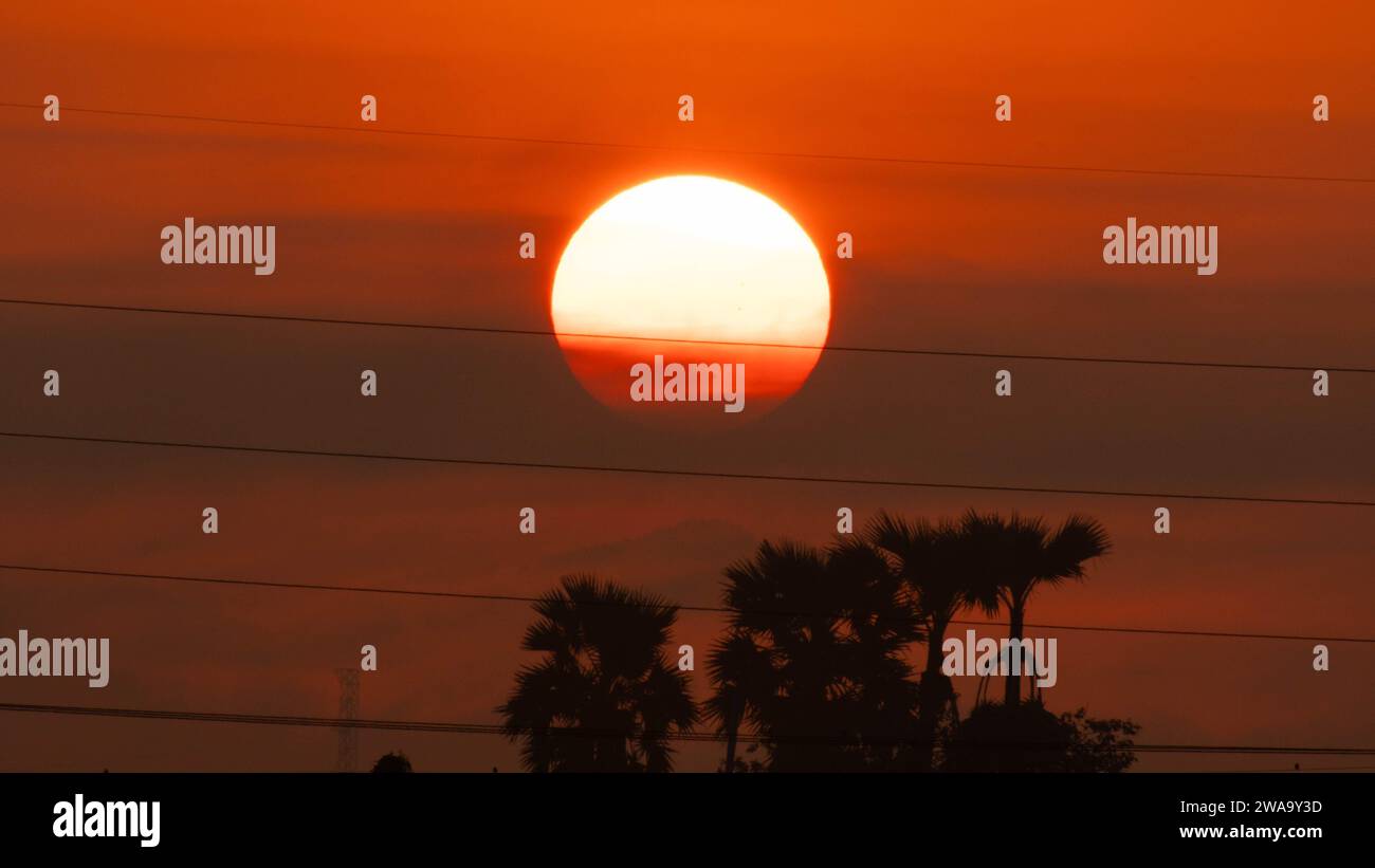 Time lapse beauty morning sun hi-res stock photography and images - Alamy