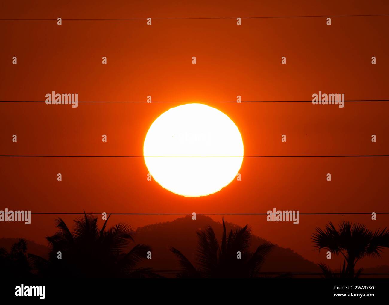 Sun rise time lapse hi-res stock photography and images - Alamy