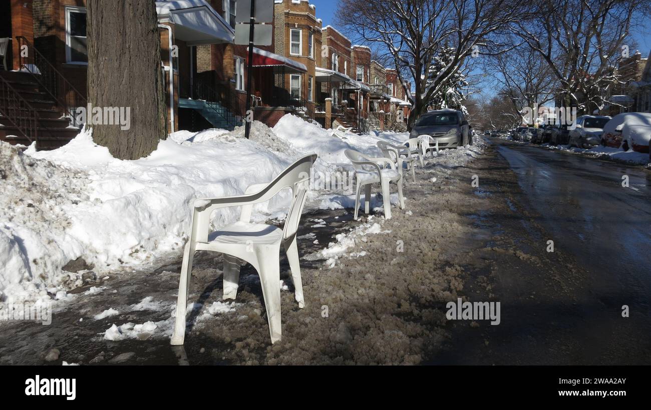Chicago winter street parking Stock Photo - Alamy
