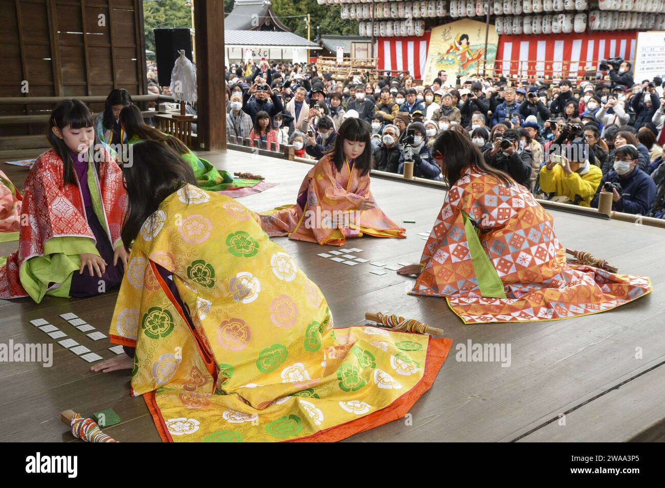 Women in traditional attire from the ancient Heian period play "karuta ...