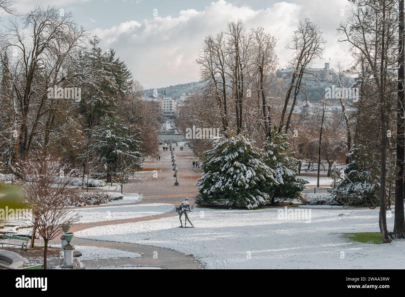 Jakopic walkway under Tivoli castle or Podturn in Ljubljana, winter ...