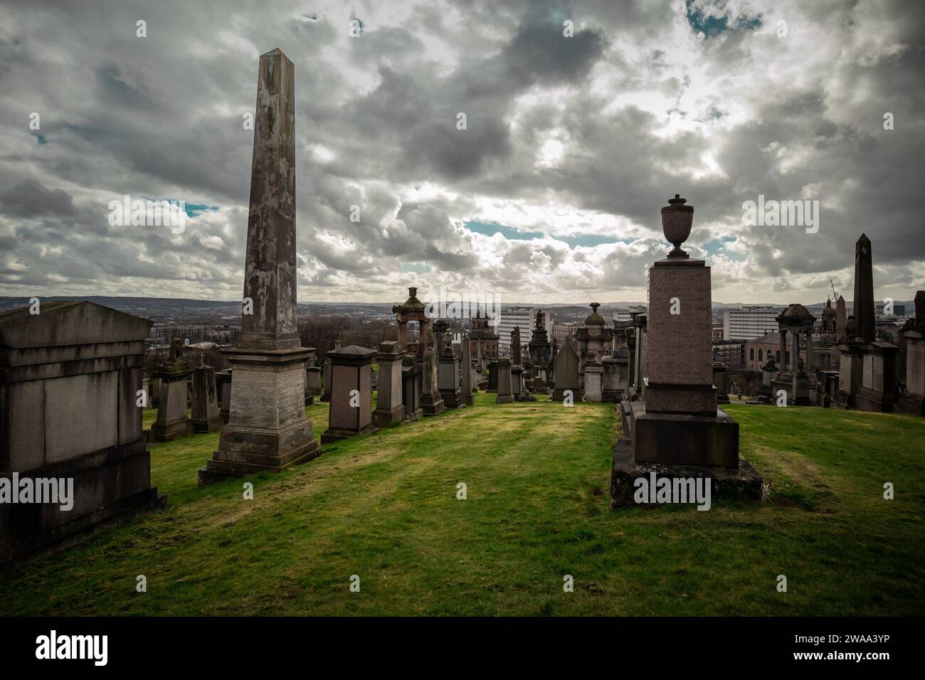 Large tombstones hi-res stock photography and images - Alamy