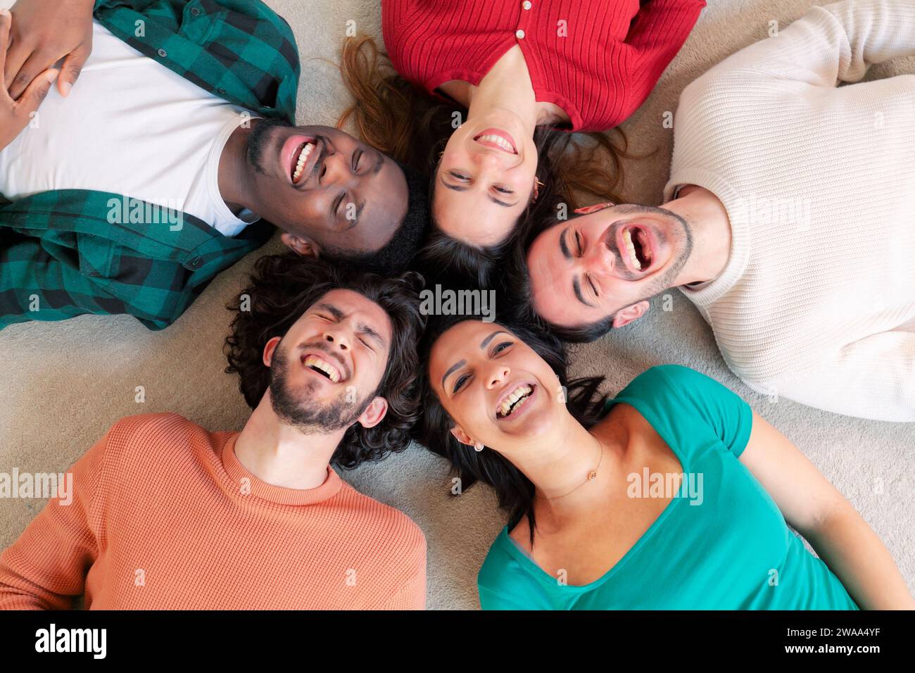 Multicultural group and faces hi-res stock photography and images - Alamy