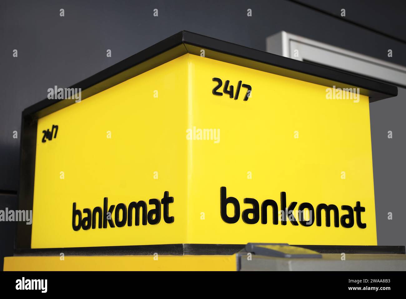 Atm signboard hi-res stock photography and images - Alamy