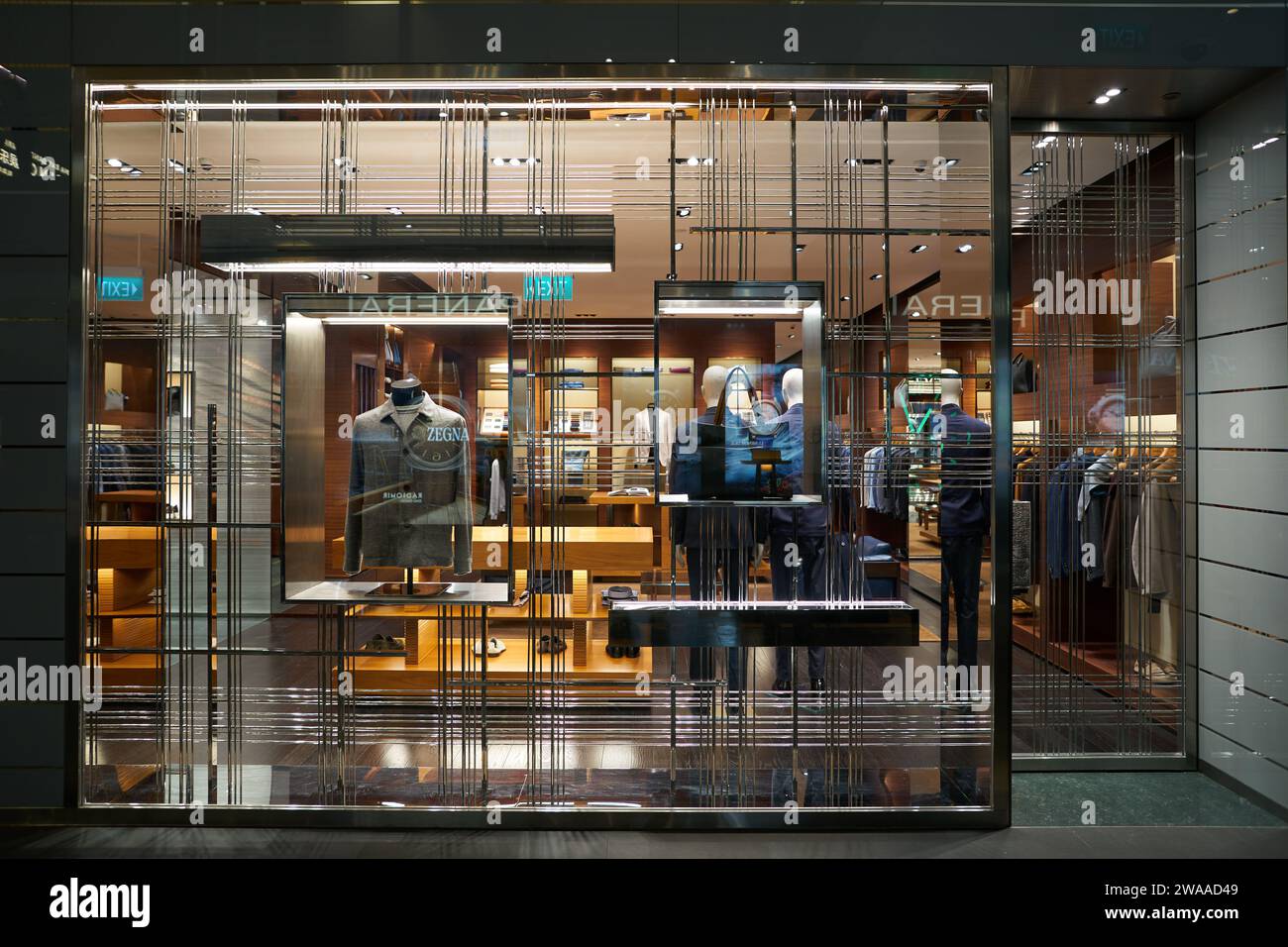 Ermenegildo zegna cloth hi-res stock photography and images - Alamy