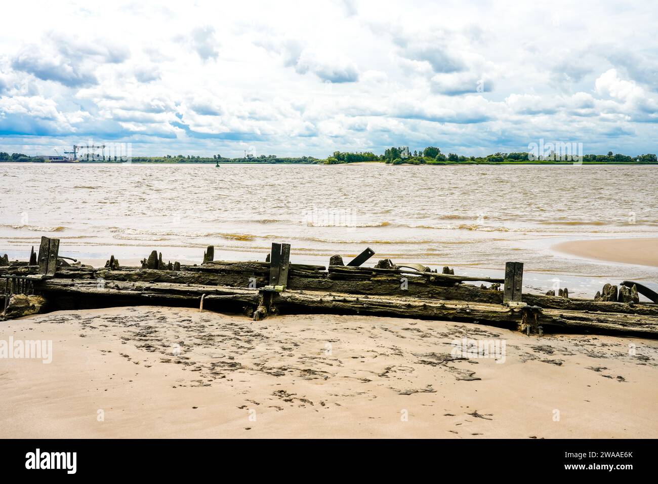 View of the Falkensteiner Ufer and the Polstjernan shipwreck ...