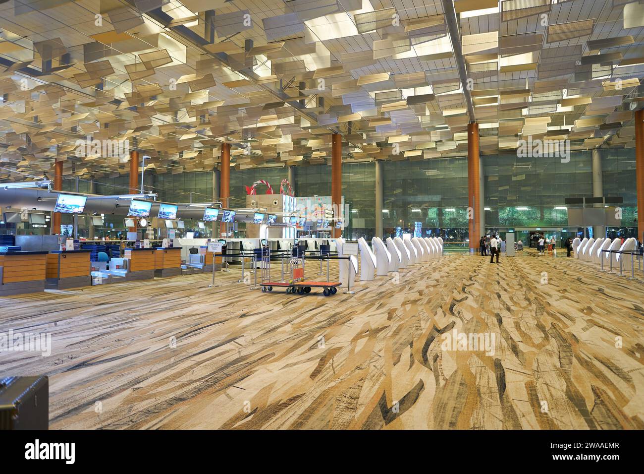 SINGAPORE - NOVEMBER 07, 2023: check-in area in Singapore Changi ...