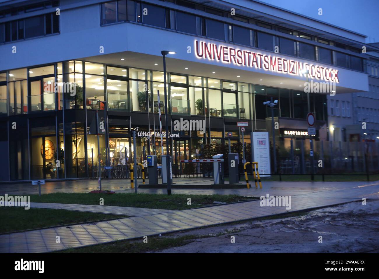 Neue krankenhäuser hi-res stock photography and images - Alamy