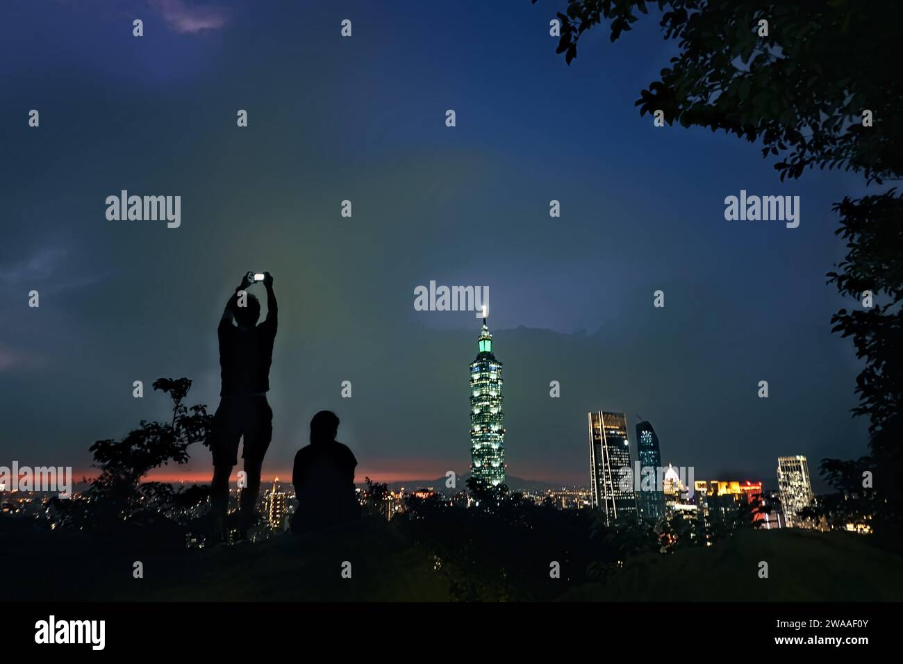 Taipei 101 sunset hi-res stock photography and images - Alamy