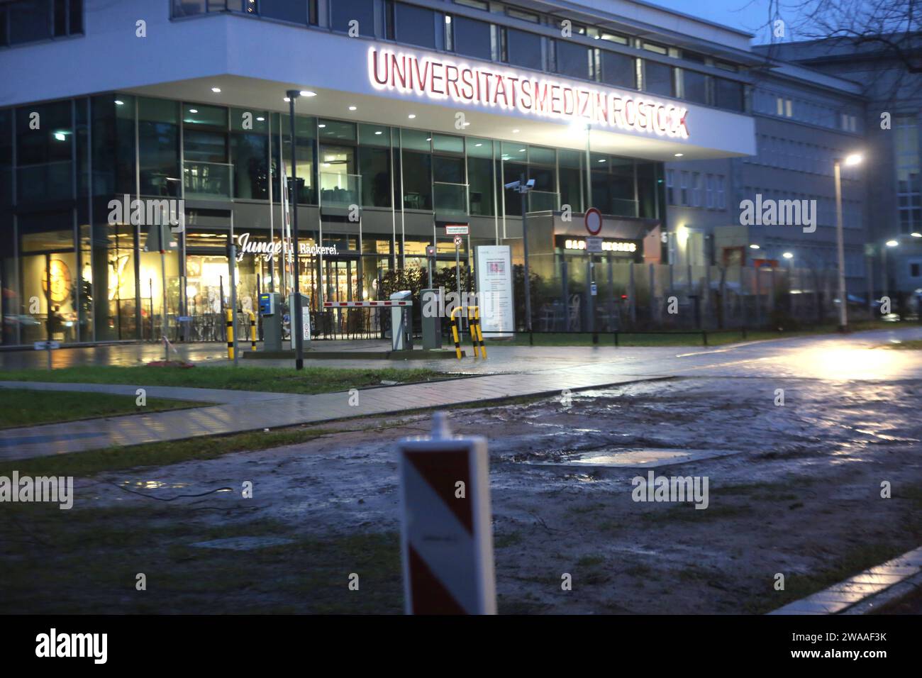 Neue krankenhäuser hi-res stock photography and images - Alamy