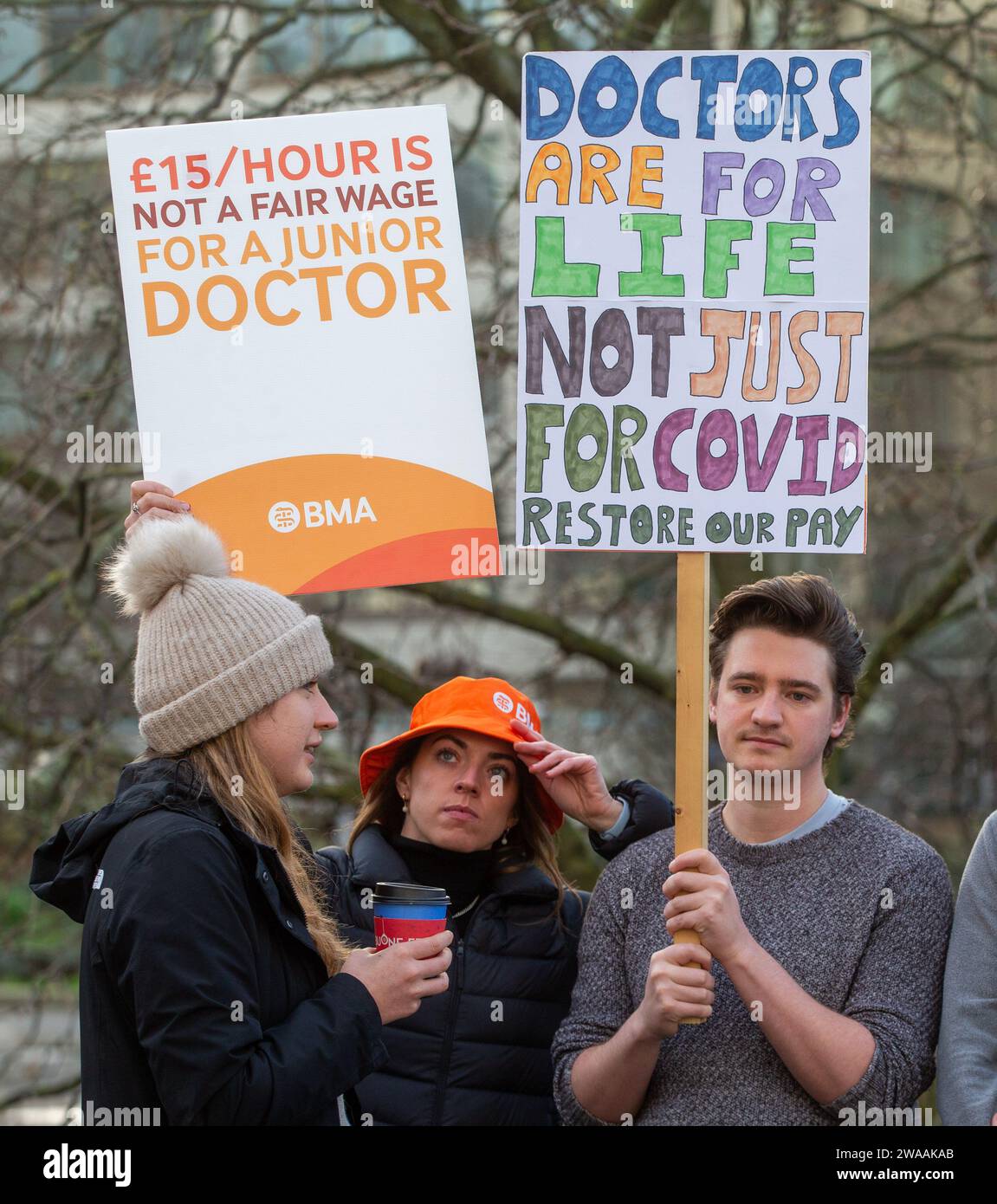 Junior doctor strike 2024 january hi-res stock photography and images ...