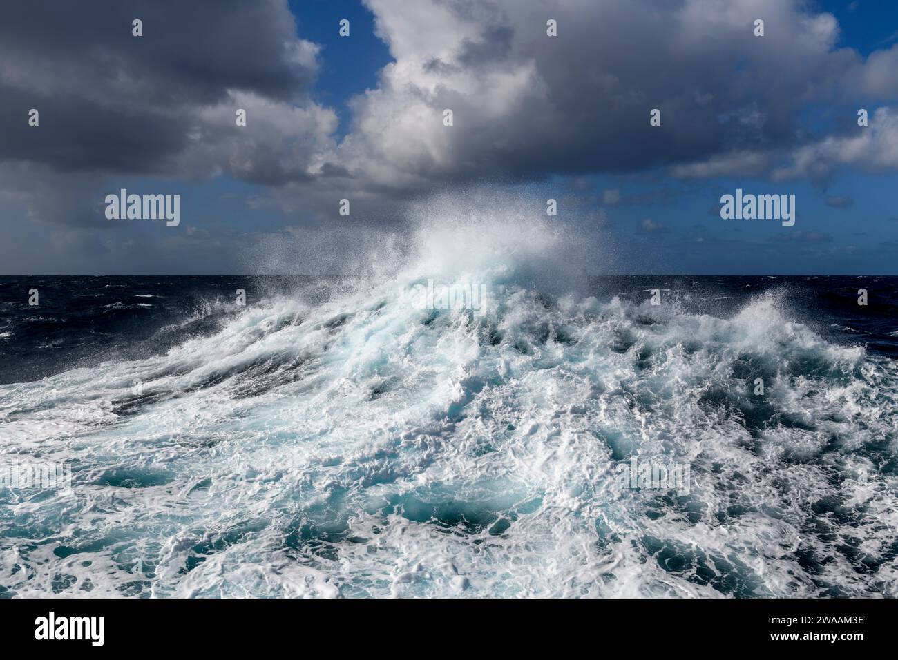 Beautiful seascape - waves and sky with clouds with beautiful lighting ...