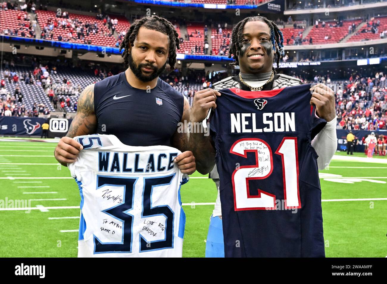 Houston Texans cornerback Steven Nelson (21) and Tennessee Titans ...