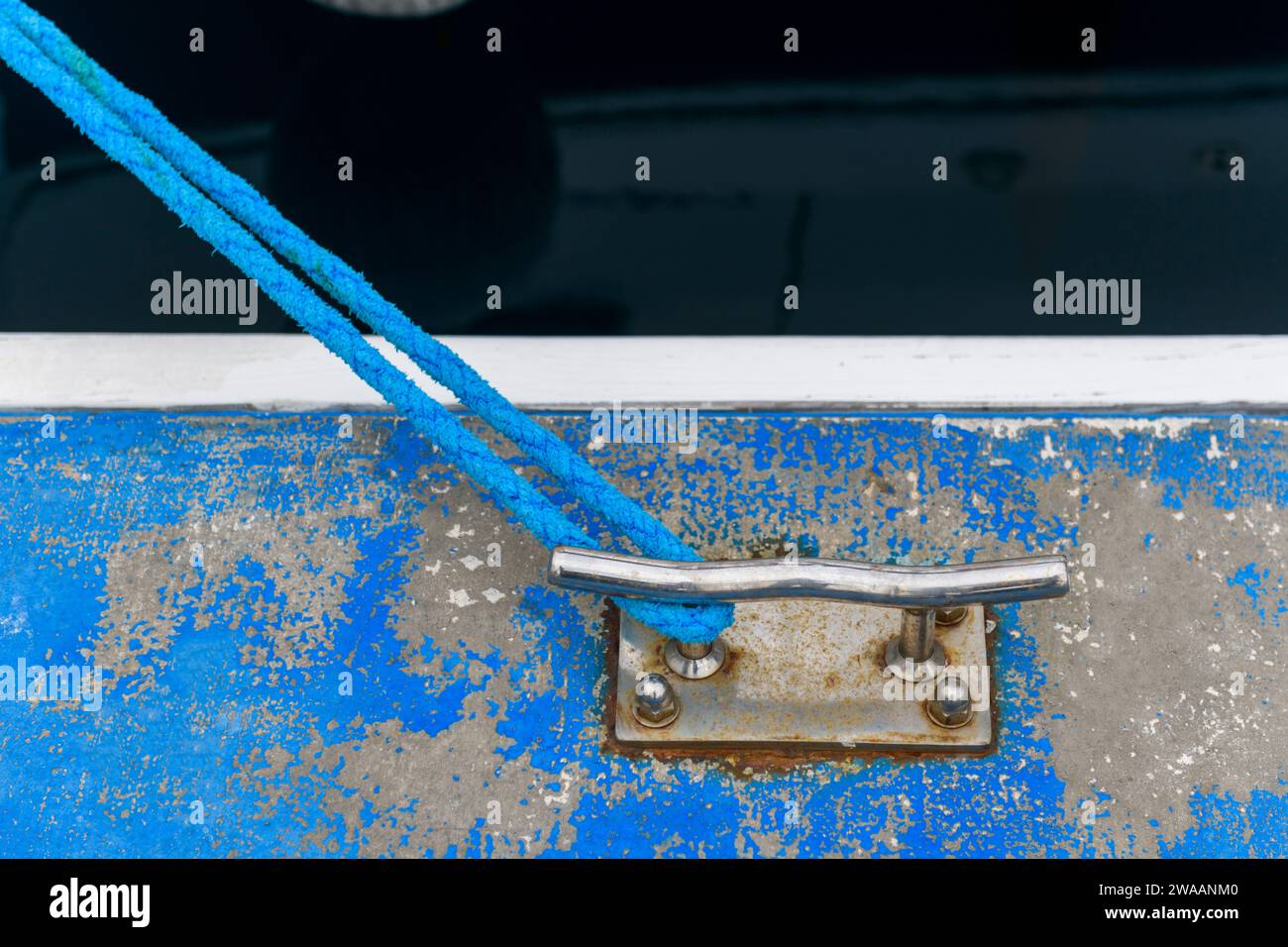 Cleat Hitch with blue rope. Marine hardware. Yachting concept Stock ...